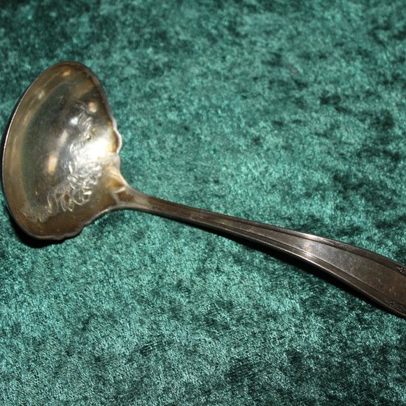 Oneida | Dining | Antique Oneida Community Par Plate Serving Ladle 7 ...
